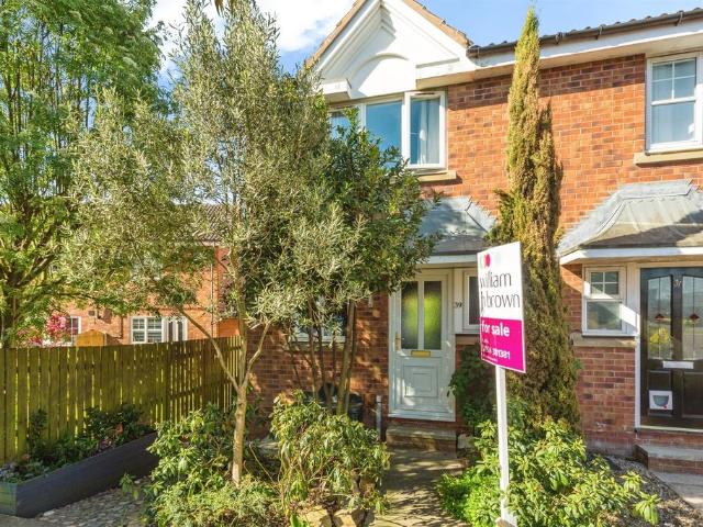 2 bedroom semi detached house for sale