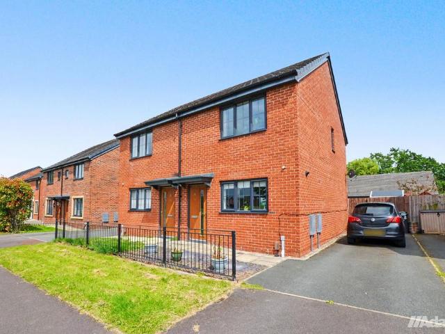 2 bedroom semi detached house for sale