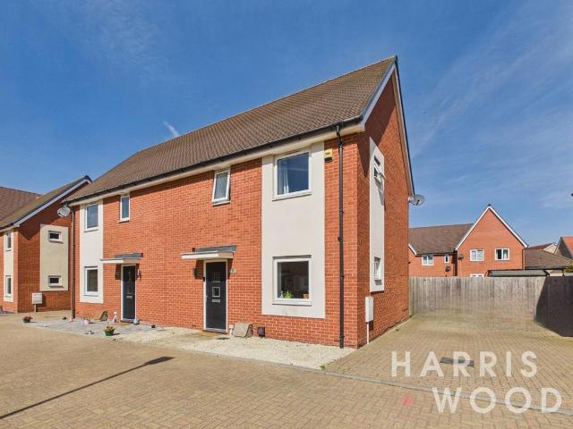 2 bedroom semi detached house for sale