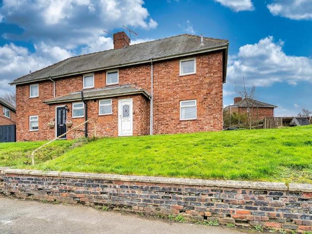 2 bedroom semi detached house for sale