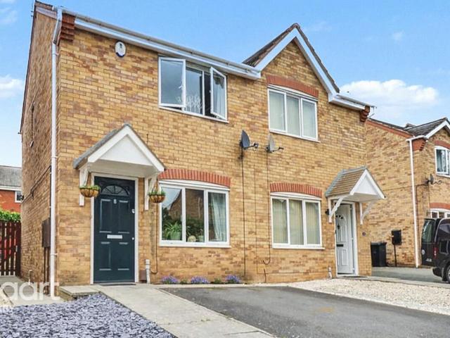 2 bedroom semi detached house for sale