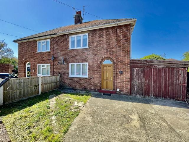 2 bedroom semi detached house for sale