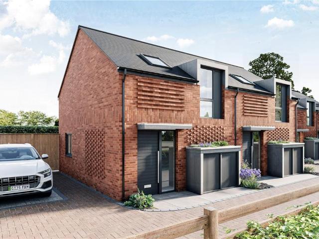 2 bedroom semi detached house for sale