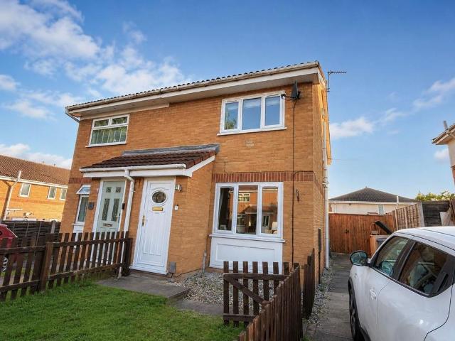 2 bedroom semi detached house for sale