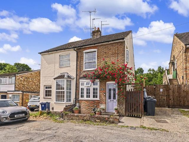 2 bedroom semi detached house for sale