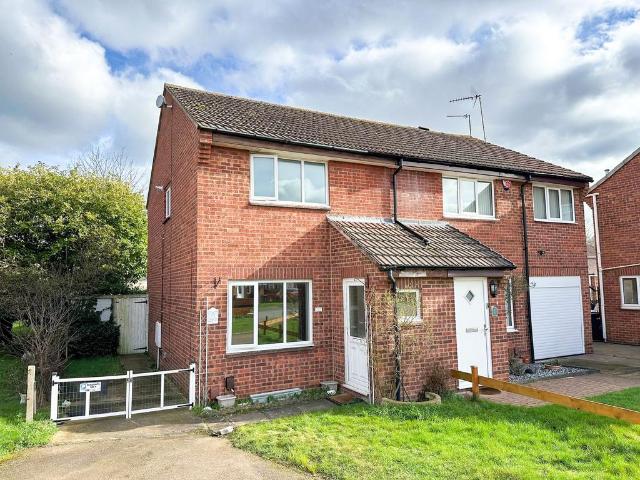 2 bedroom semi detached house for sale