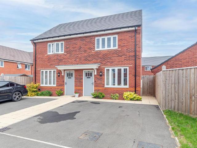 2 bedroom semi detached house for sale