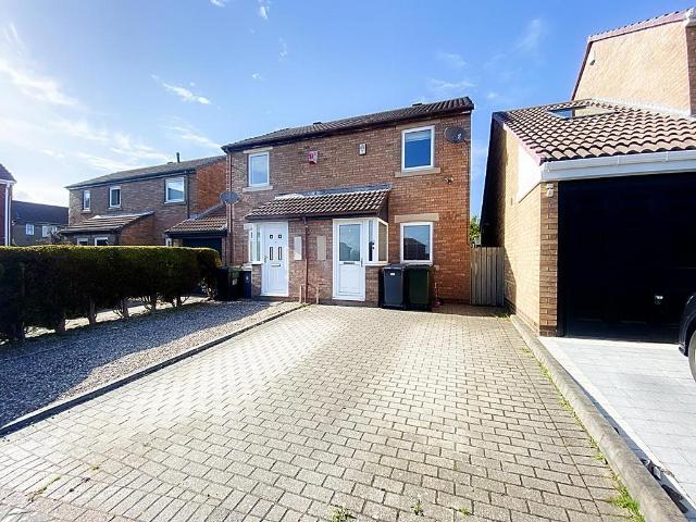 2 bedroom semi detached house for sale