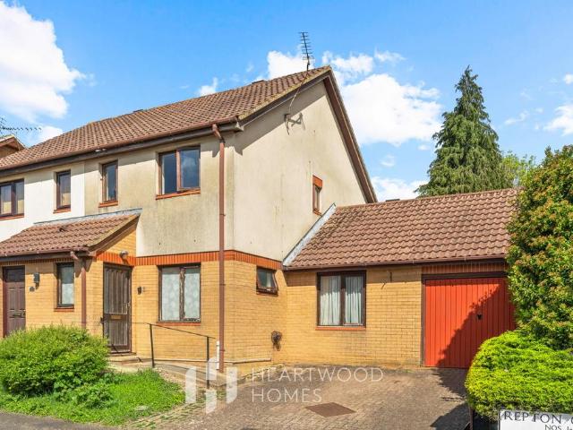 2 bedroom semi detached house for sale