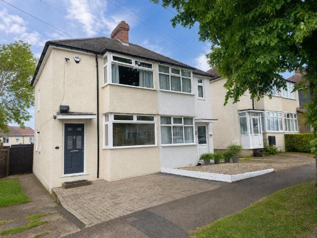 2 bedroom semi detached house for sale