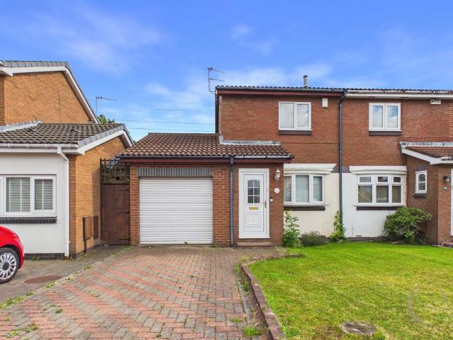 2 bedroom semi detached house for sale