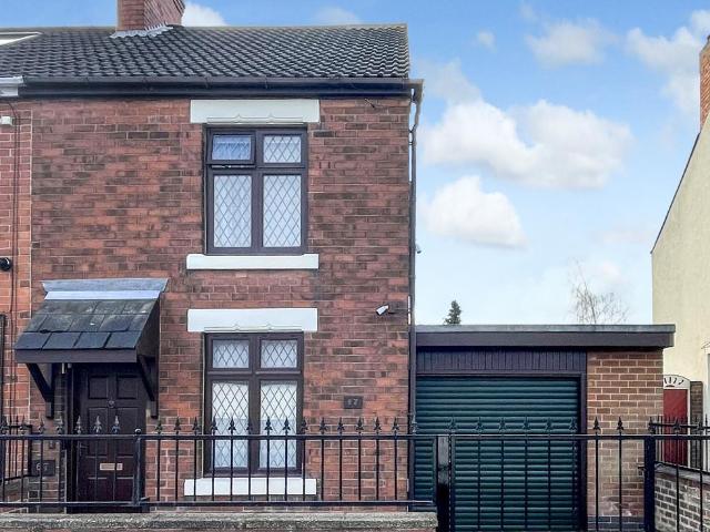 2 bedroom semi detached house for sale