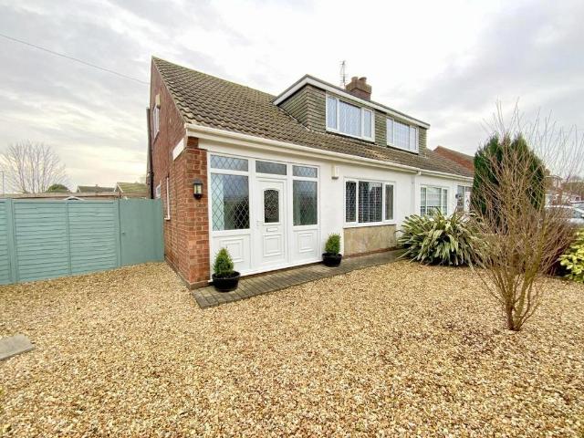 2 bedroom semi detached house for sale