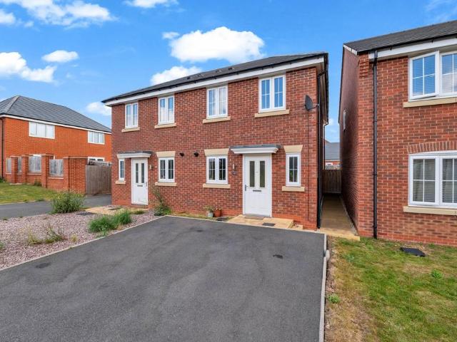 2 bedroom semi detached house for sale