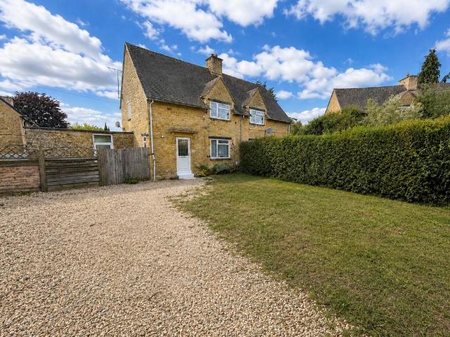 2 bedroom semi detached house for sale