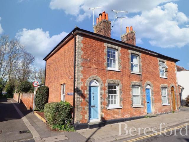 2 bedroom semi detached house for sale