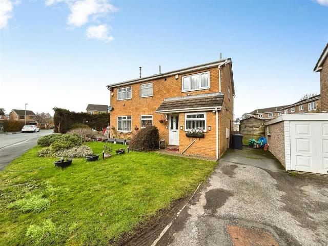 2 bedroom semi detached house for sale