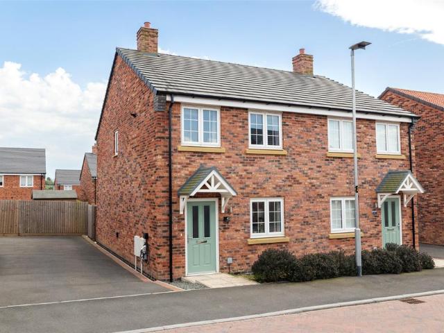 2 bedroom semi detached house for sale