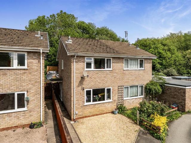 2 bedroom semi detached house for sale