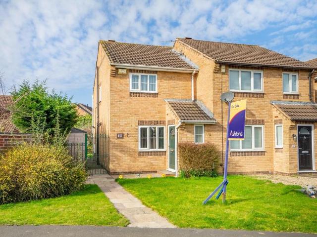 2 bedroom semi detached house for sale
