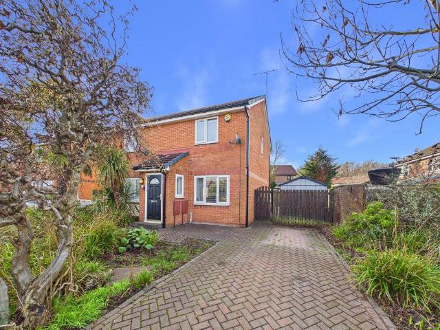 2 bedroom semi detached house for sale