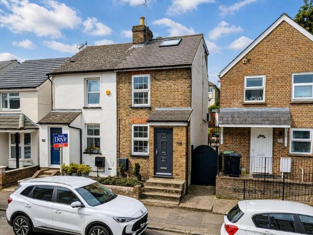 2 bedroom semi detached house for sale