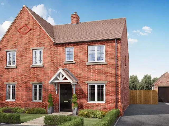 2 bedroom semi detached house for sale