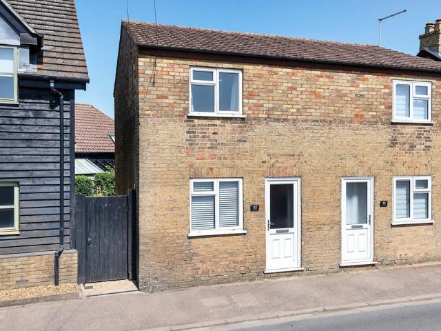 2 bedroom semi detached house for sale