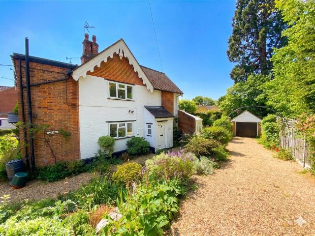 2 bedroom semi detached house for sale