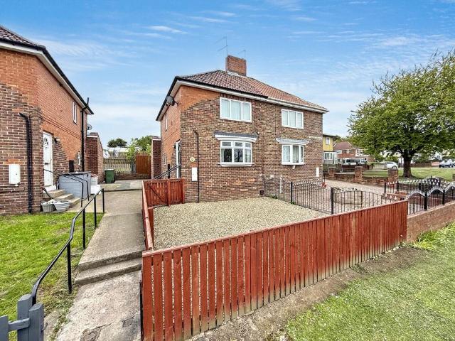 2 bedroom semi detached house for sale
