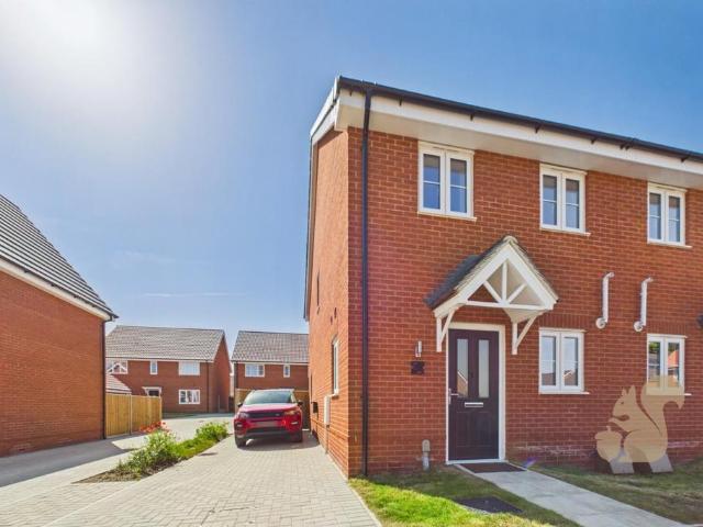 2 bedroom semi detached house for sale
