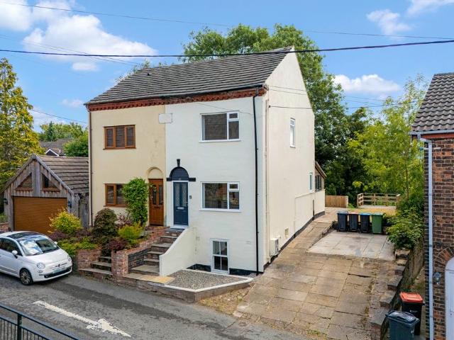 2 bedroom semi detached house for sale