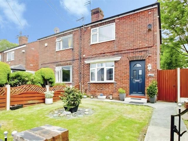 2 bedroom semi detached house for sale