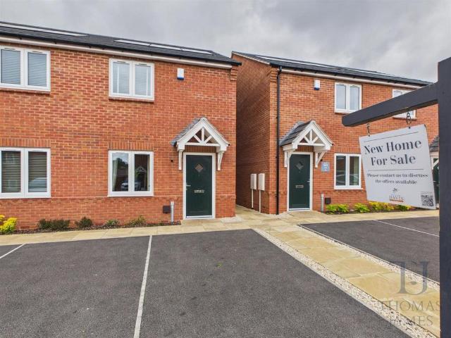 2 bedroom semi detached house for sale