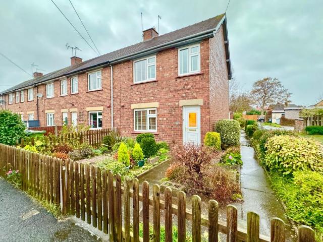 2 bedroom semi detached house for sale