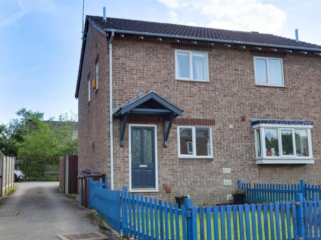 2 bedroom semi detached house for sale