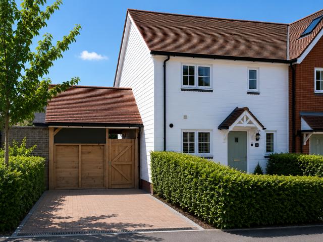 2 bedroom semi detached house for sale