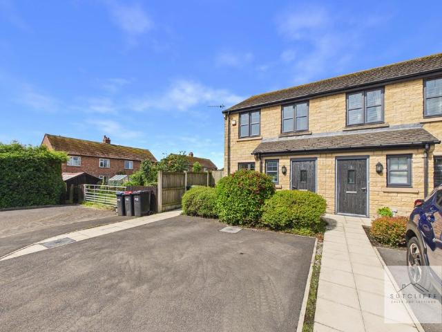 2 bedroom semi detached house for sale