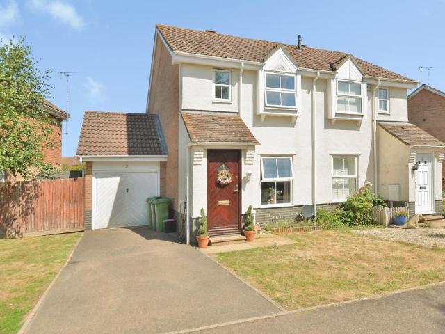 2 bedroom semi detached house for sale