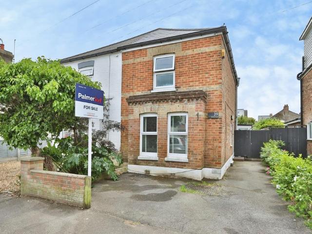 2 bedroom semi detached house for sale