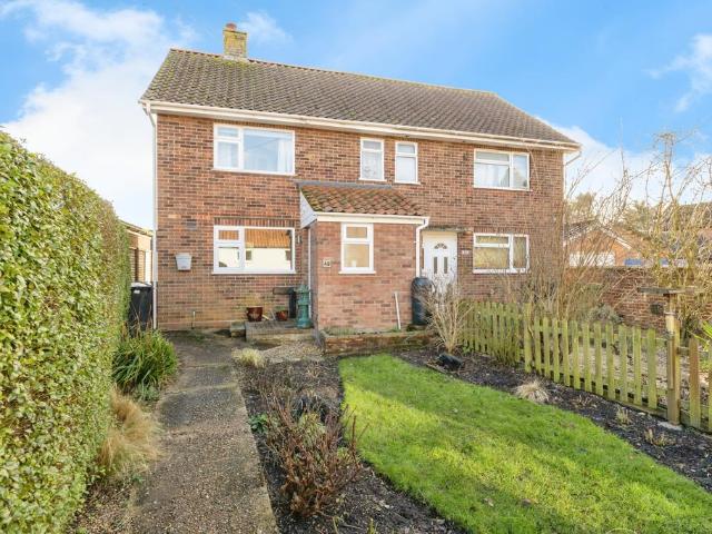 2 bedroom semi detached house for sale