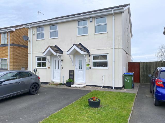 2 bedroom semi detached house for sale