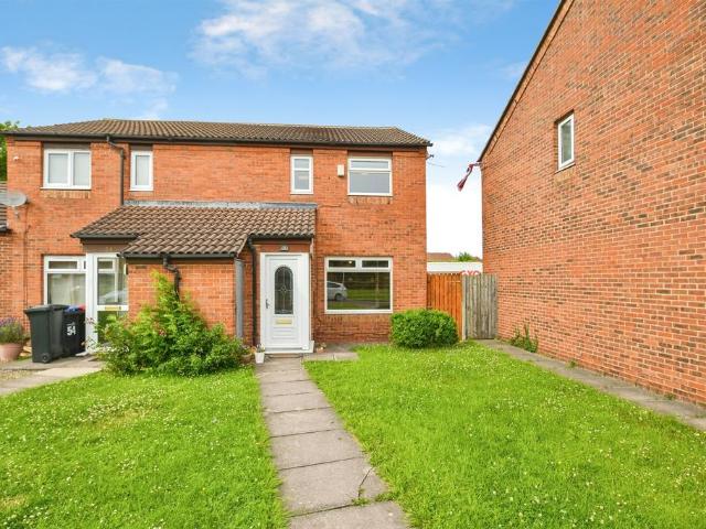 2 bedroom semi detached house for sale