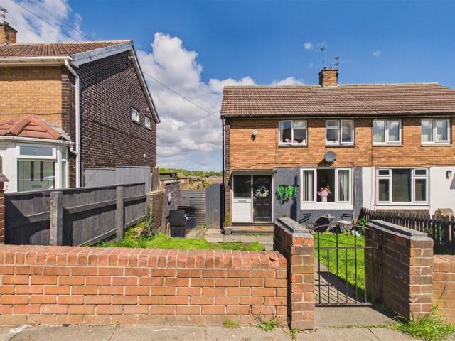 2 bedroom semi detached house for sale