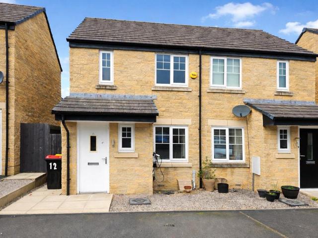 2 bedroom semi detached house for sale