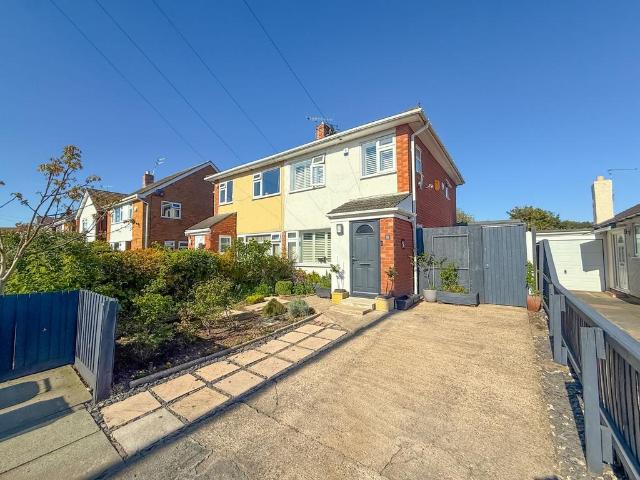 2 bedroom semi detached house for sale