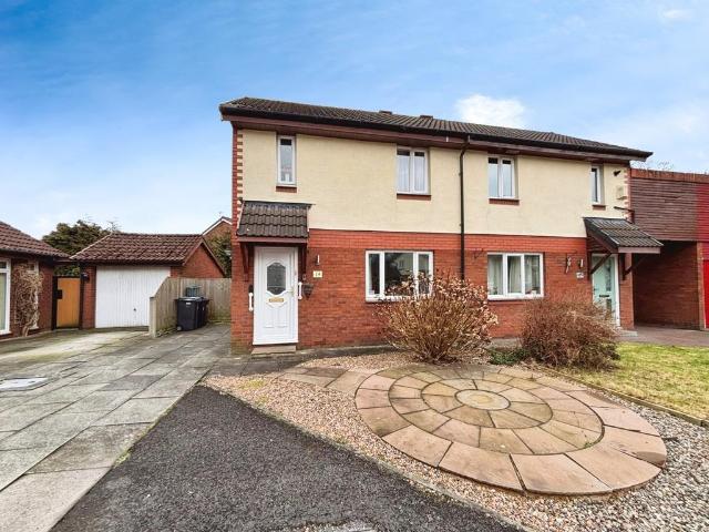 2 bedroom semi detached house for sale