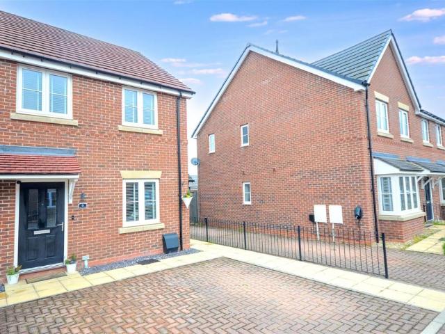 2 bedroom semi detached house for sale