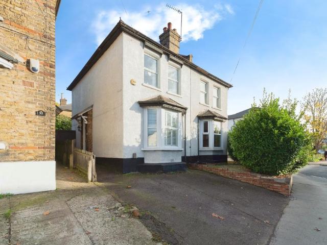2 bedroom semi detached house for sale