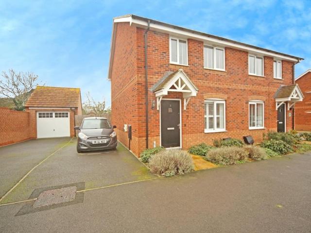2 bedroom semi detached house for sale